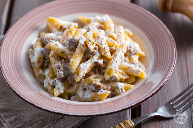 Pasta alla Norcina - Italian recipes by GialloZafferano