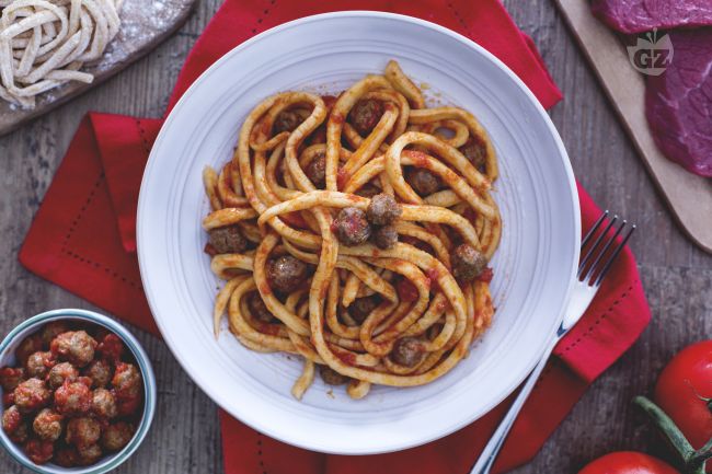 Spaghetti alla chitarra with meatballs - Italian recipes by GialloZafferano