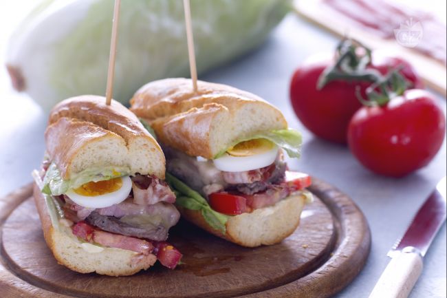 Chivito - Italian recipes by GialloZafferano