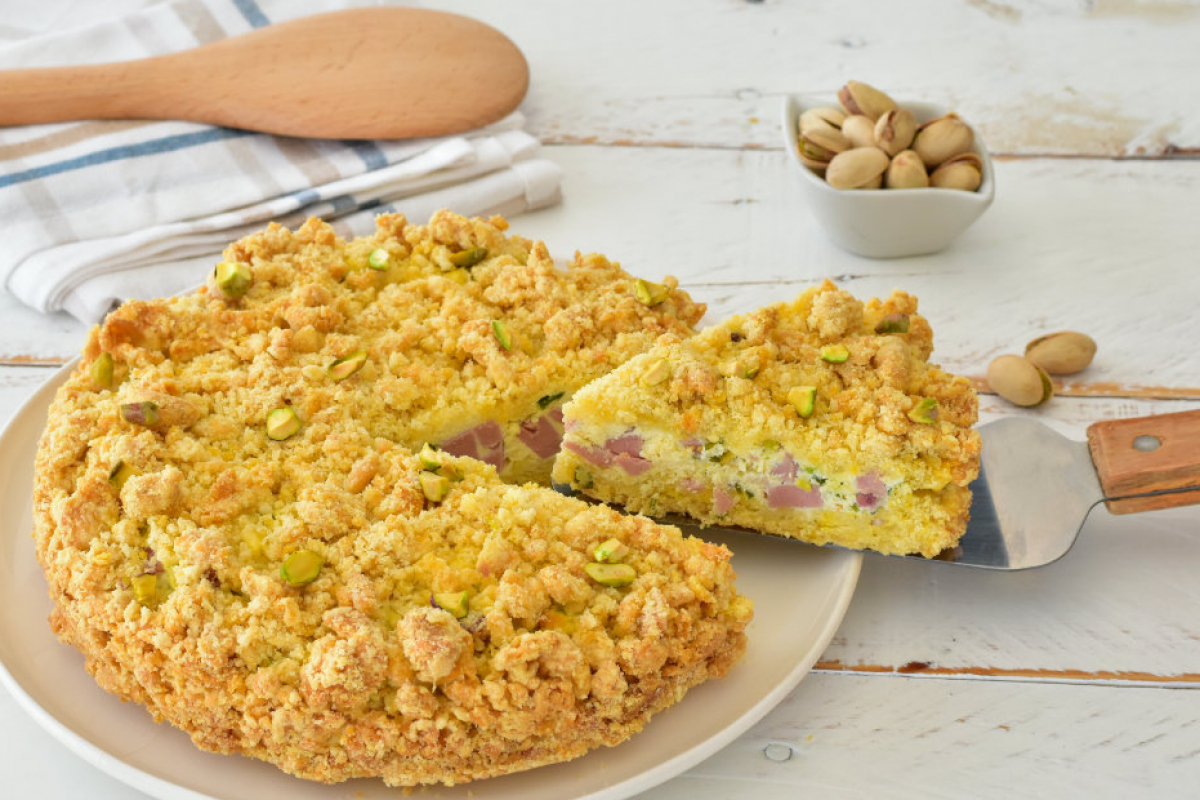 Savory Crumble with Mortadella and Pistachios - Italian recipes by ...
