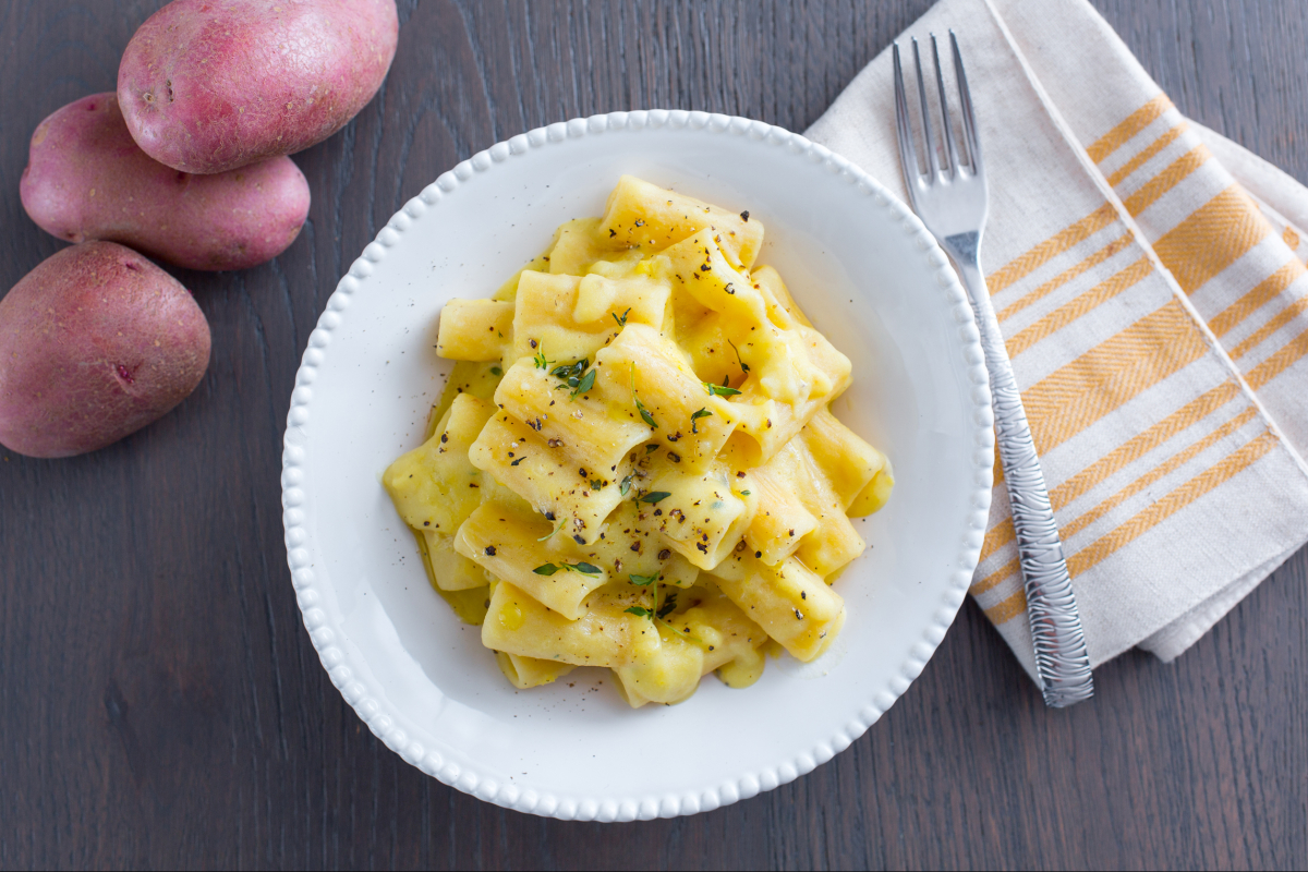 Pasta potatoes and eggs - Italian recipes by GialloZafferano