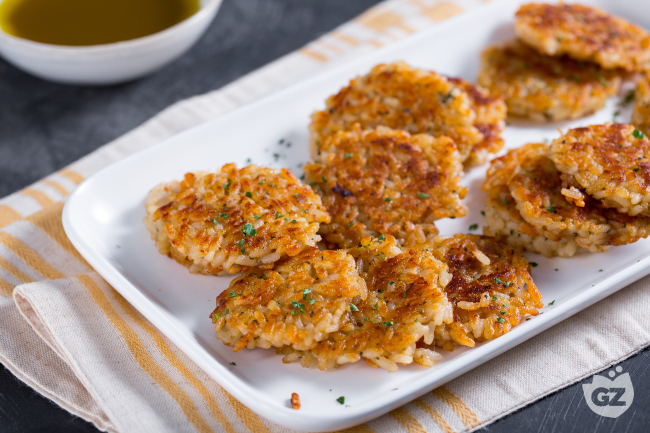 Rice medallions with bagna cauda - Italian recipes by GialloZafferano