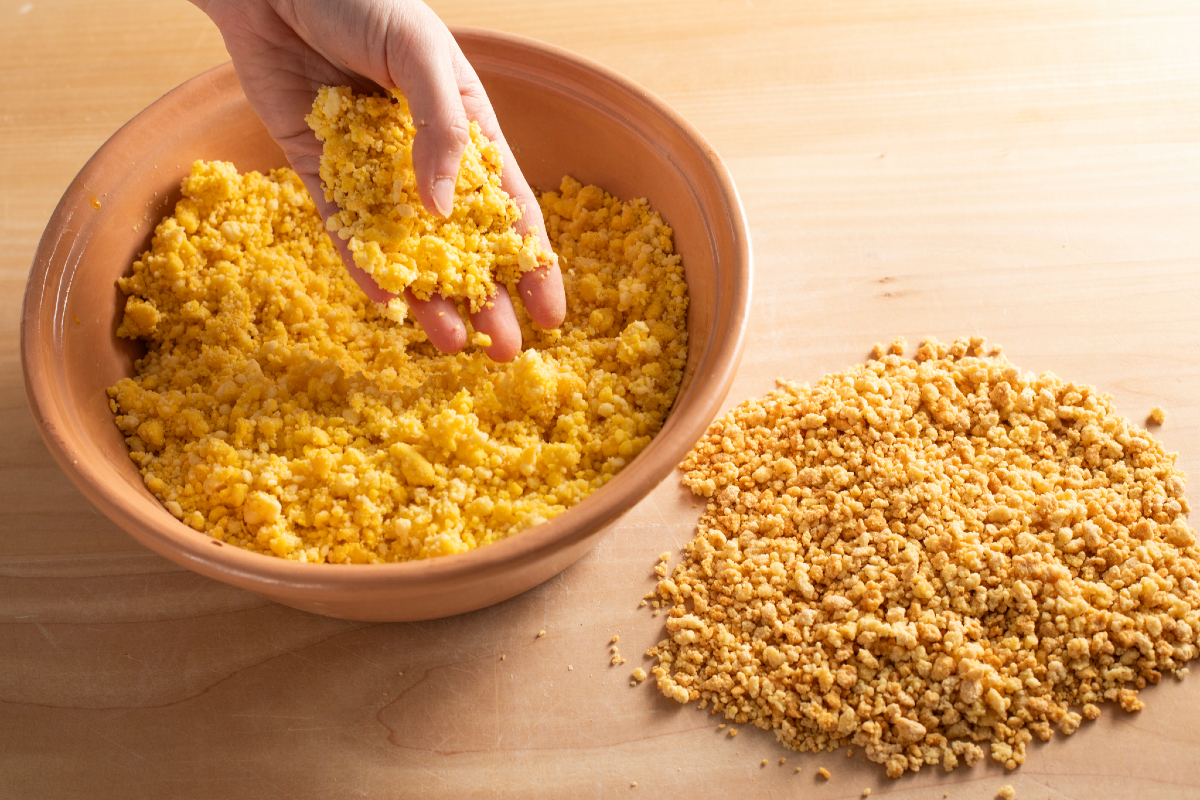 How to make Sardinian fregola - Italian recipes by GialloZafferano