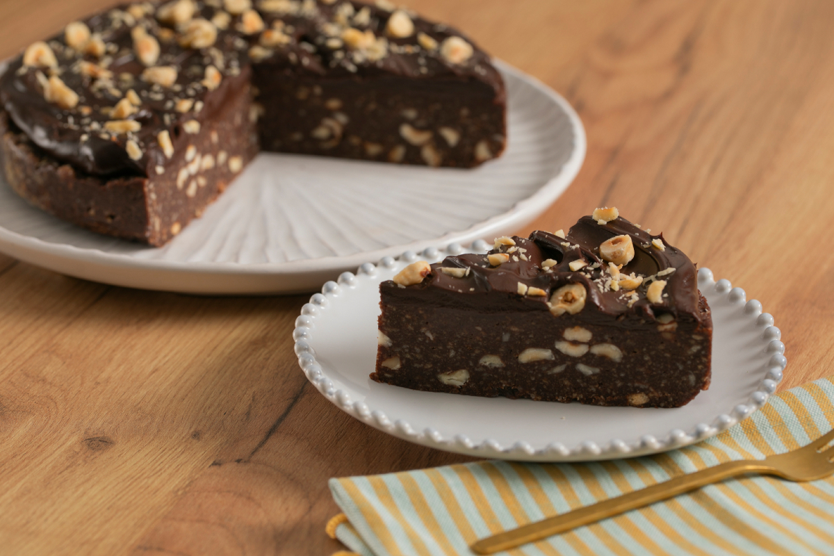 Chocolate Salami Cake - Italian recipes by GialloZafferano