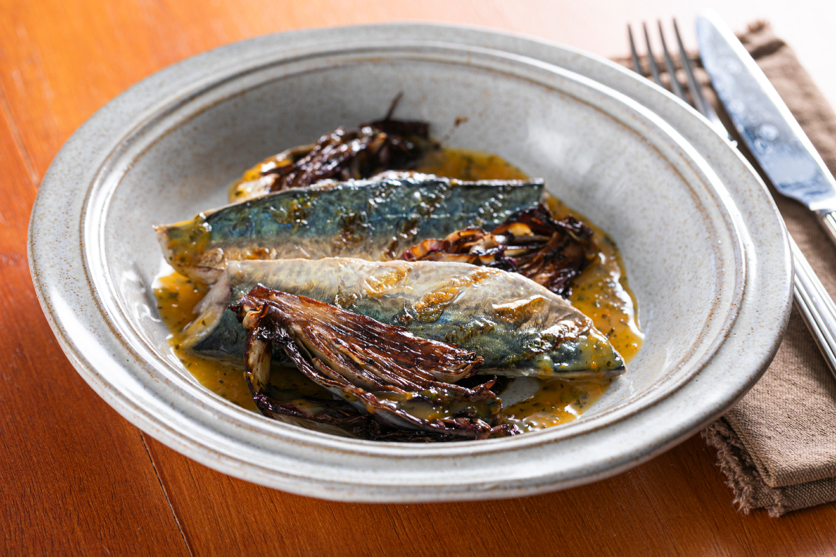 Grilled Mackerel with Citrus Sauce - Italian recipes by GialloZafferano