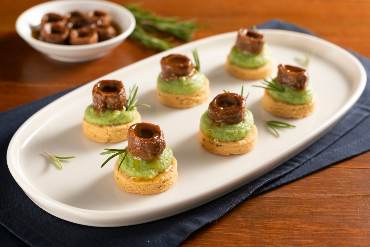 Mini tarts with potatoes, broccoli, and anchovies - Italian recipes by ...