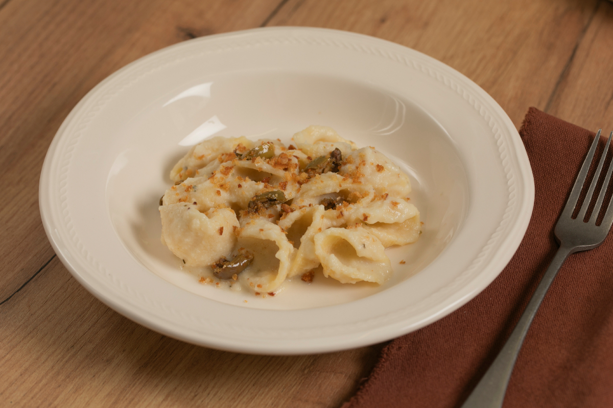 Pasta with Cauliflower and Taleggio - Italian recipes by GialloZafferano