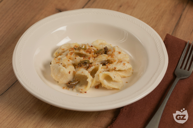Pasta with Cauliflower and Taleggio - Italian recipes by GialloZafferano