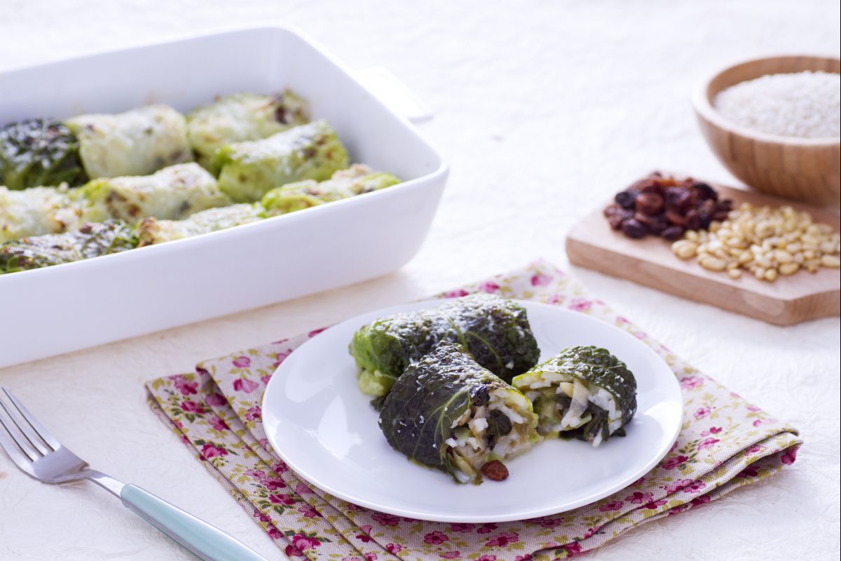 Cabbage Rolls Stuffed with Rice and Escarole - Italian recipes by ...