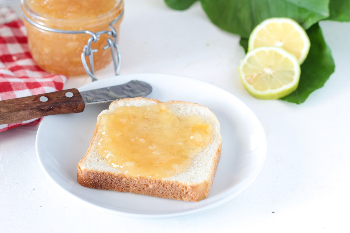 Lemon jam without peel - Italian recipes by GialloZafferano