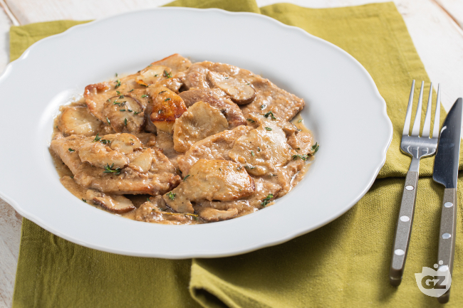 Porcini Mushroom Scaloppine - Italian recipes by GialloZafferano