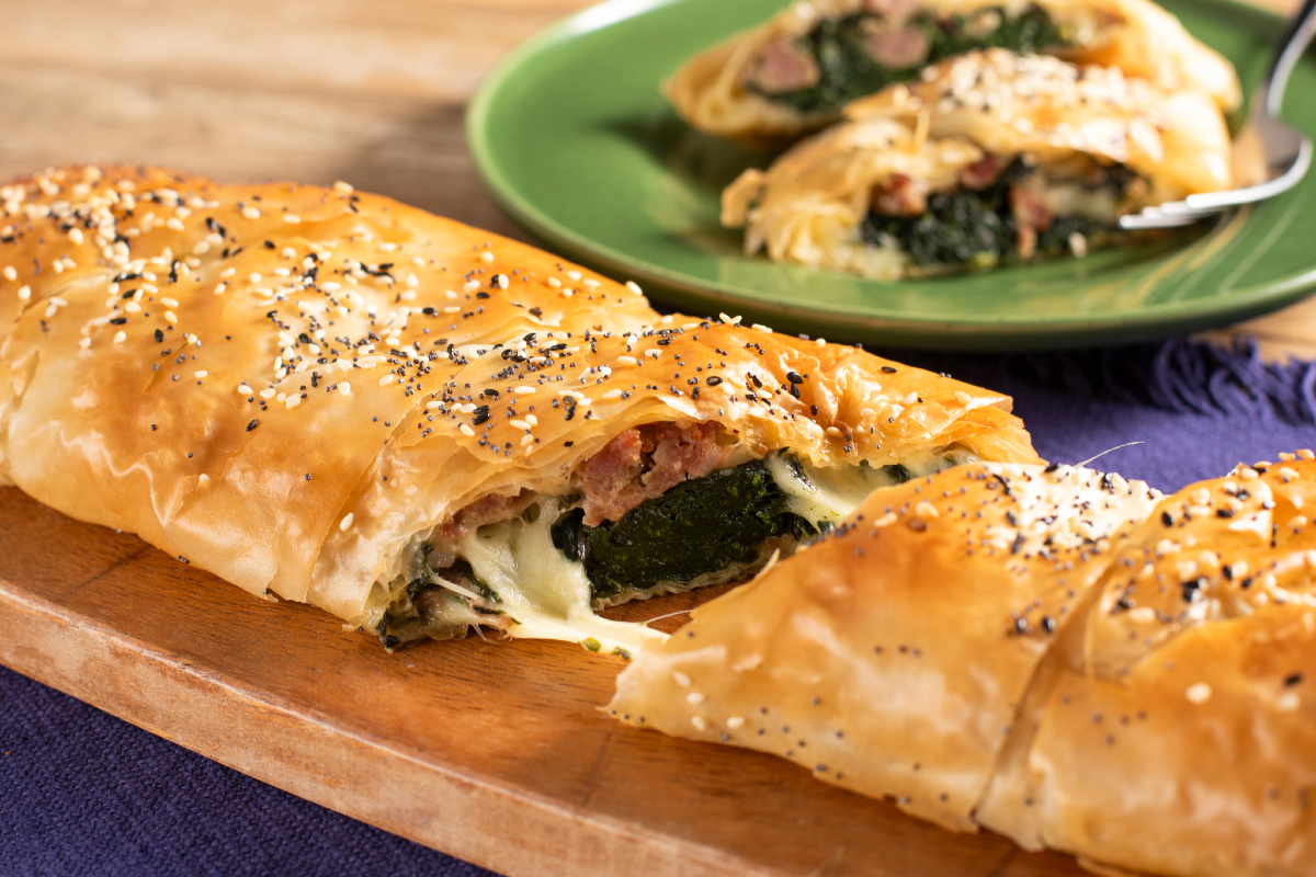 Phyllo pastry strudel with sausage and spinach - Italian recipes by ...